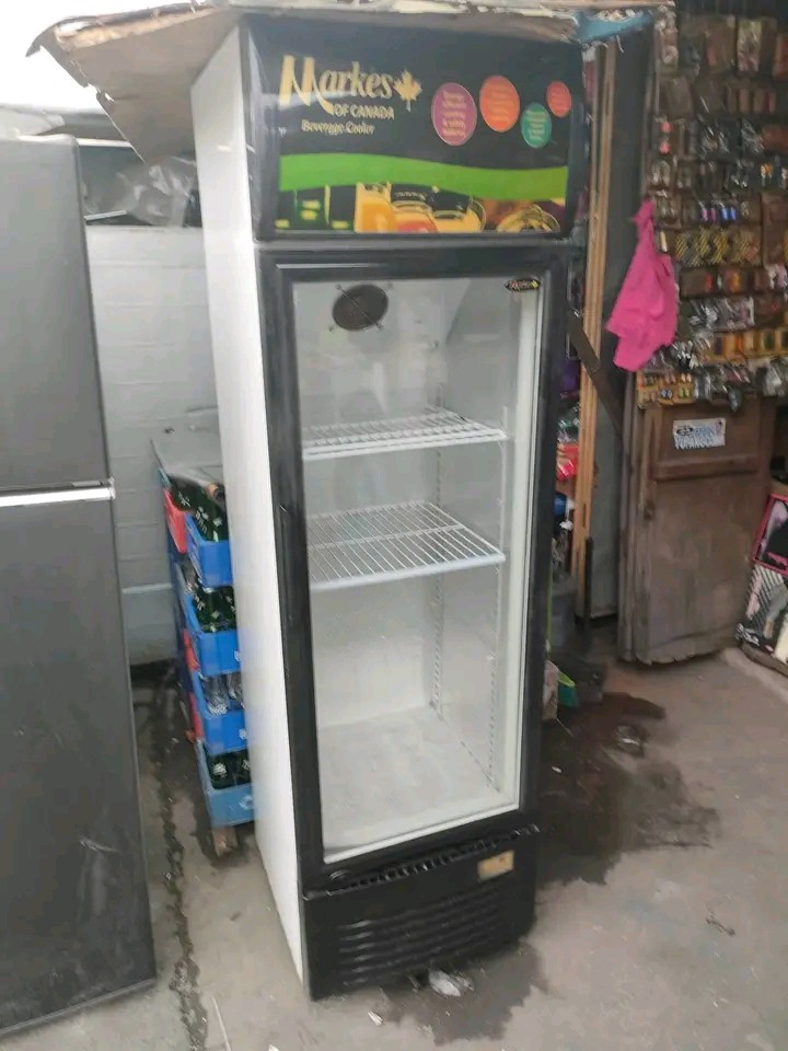 MARKES GLASS DOOR CHILLER, TV & Home Appliances, Kitchen Appliances ...