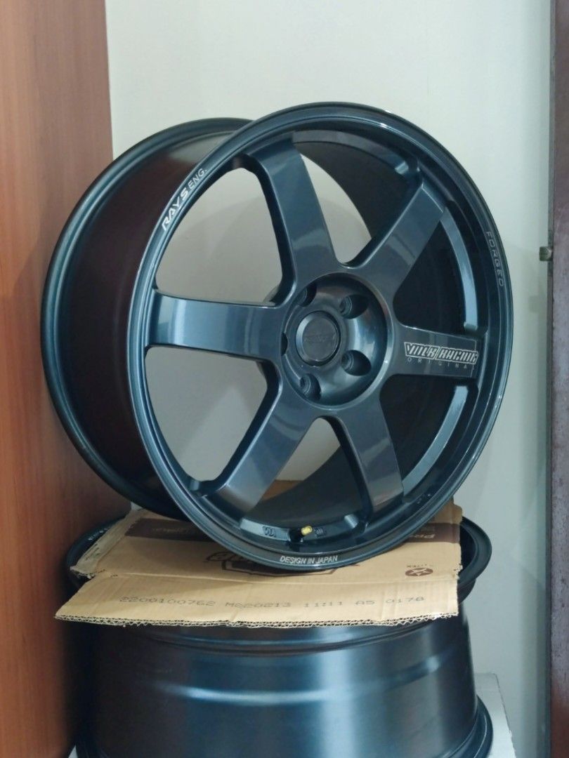 Mint Condition 19 inch 5x114.3 and 5x112 Te37 design rim, Car ...