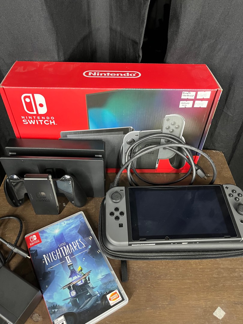NINTENDO SWITCH V2 GREY WITH 1 GAME, Video Gaming, Video Game Consoles ...