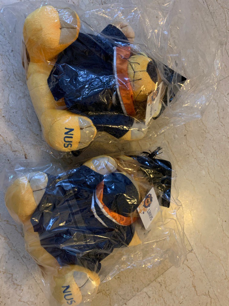 NUS graduation bear lion soft toy Linus, Hobbies & Toys, Toys & Games ...