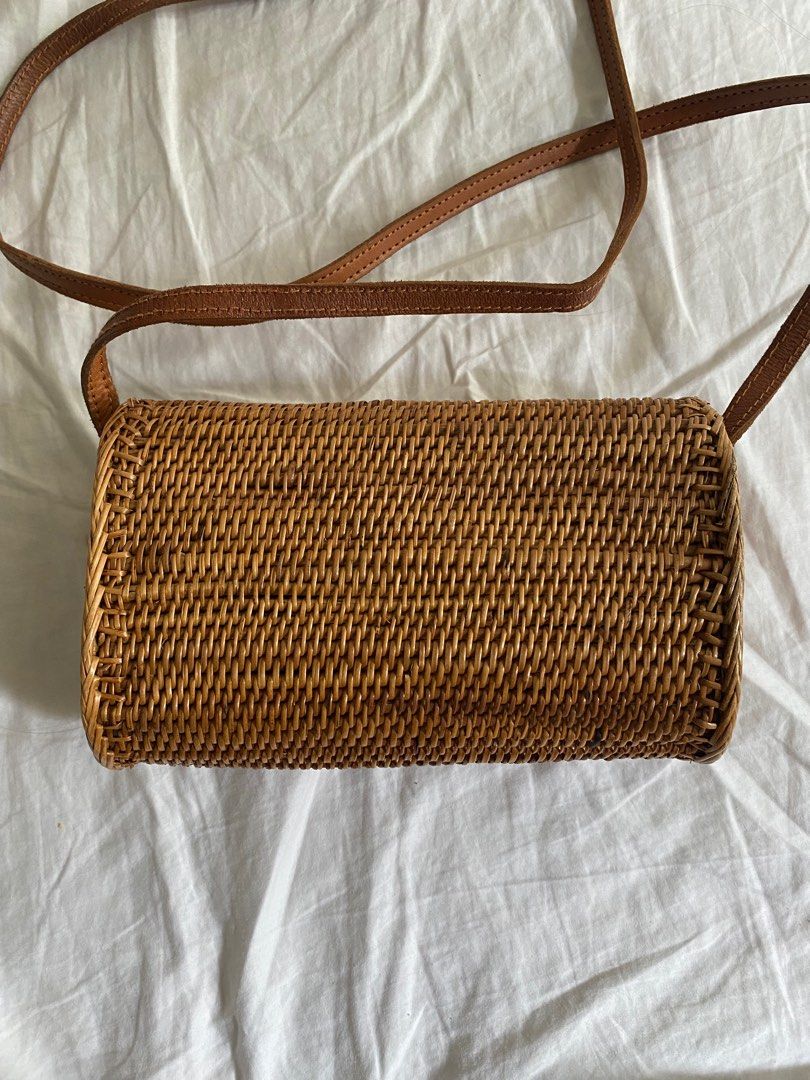 Rattan Crossbody Bag, Women's Fashion, Bags & Wallets, Cross-body Bags ...