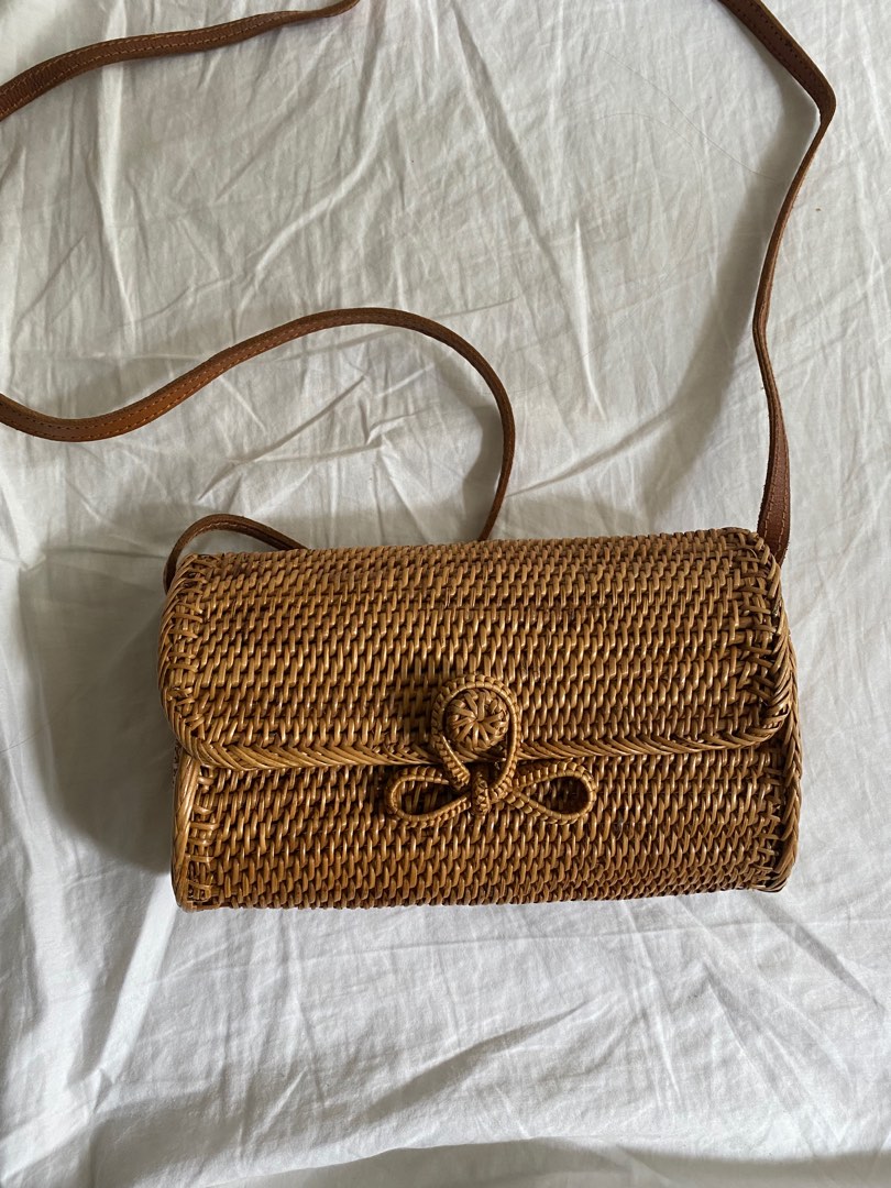 Rattan Crossbody Bag, Women's Fashion, Bags & Wallets, Cross-body Bags ...