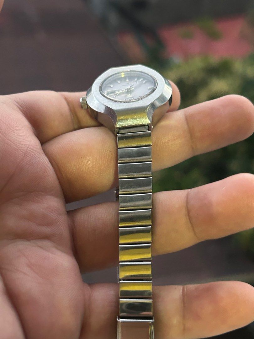 SEIKO LADIES, Women's Fashion, Watches & Accessories, Watches on Carousell