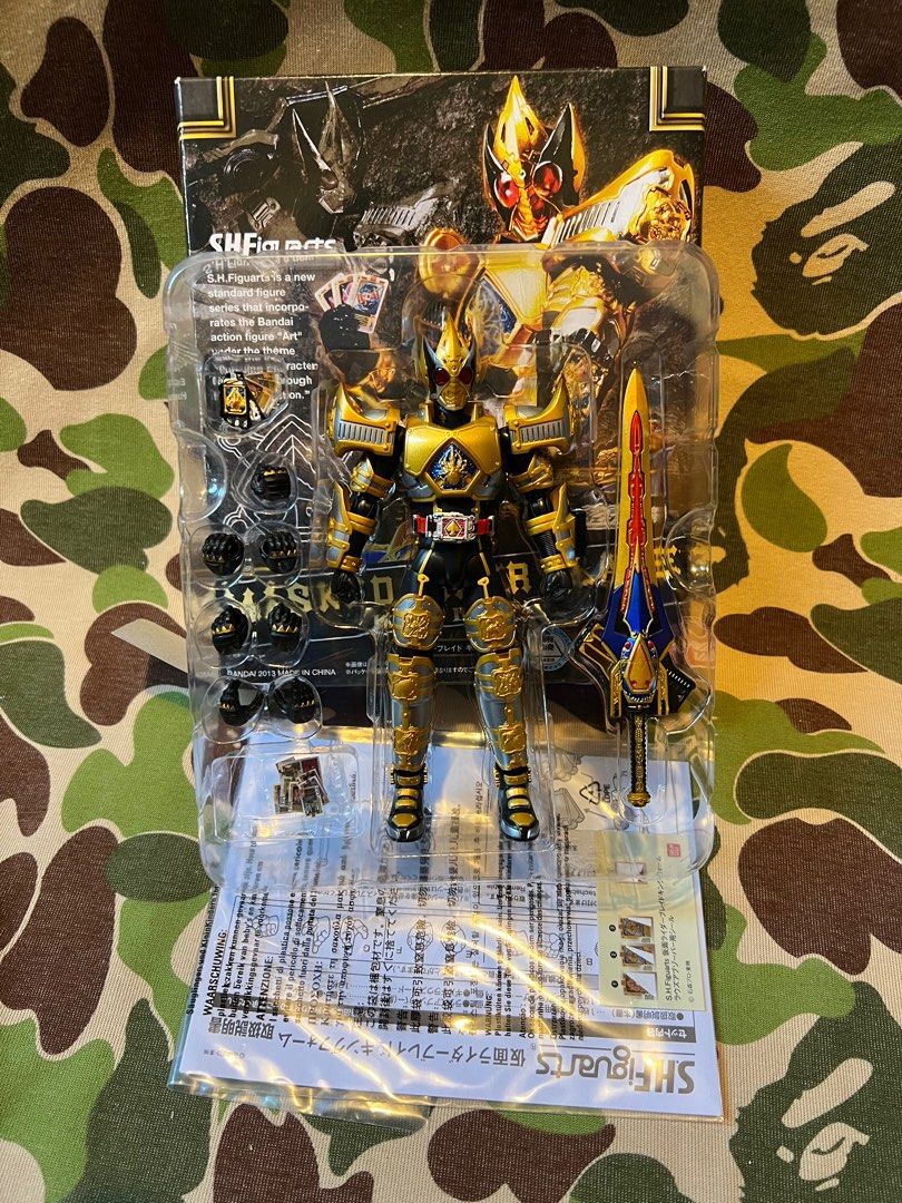 Shf King Form 劍 幪面超人 日版, 興趣及遊戲, 玩具 & 遊戲類 - Carousell