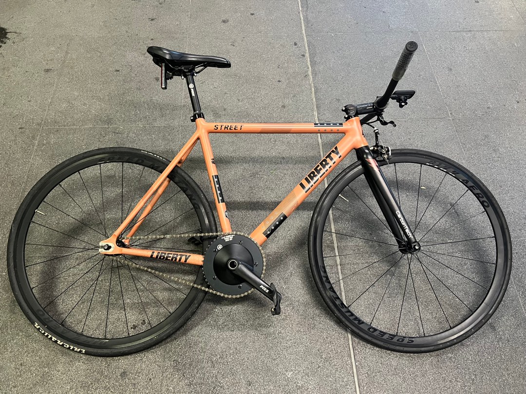 Speed mustang wheelset (blackout), Sports Equipment, Bicycles & Parts ...