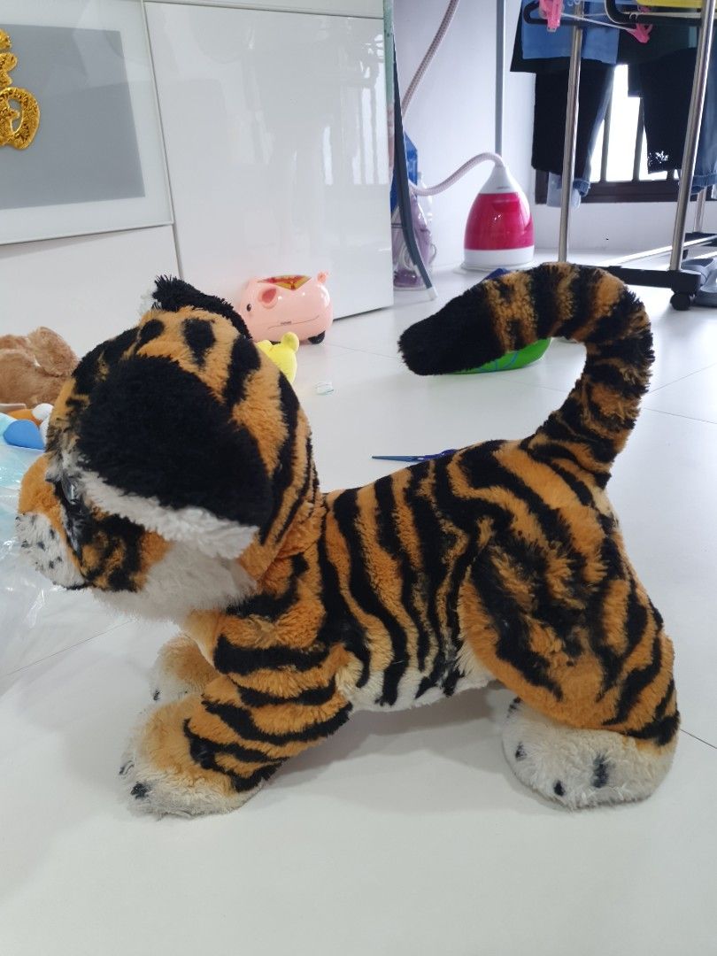 Talking tiger, Hobbies & Toys, Toys & Games on Carousell