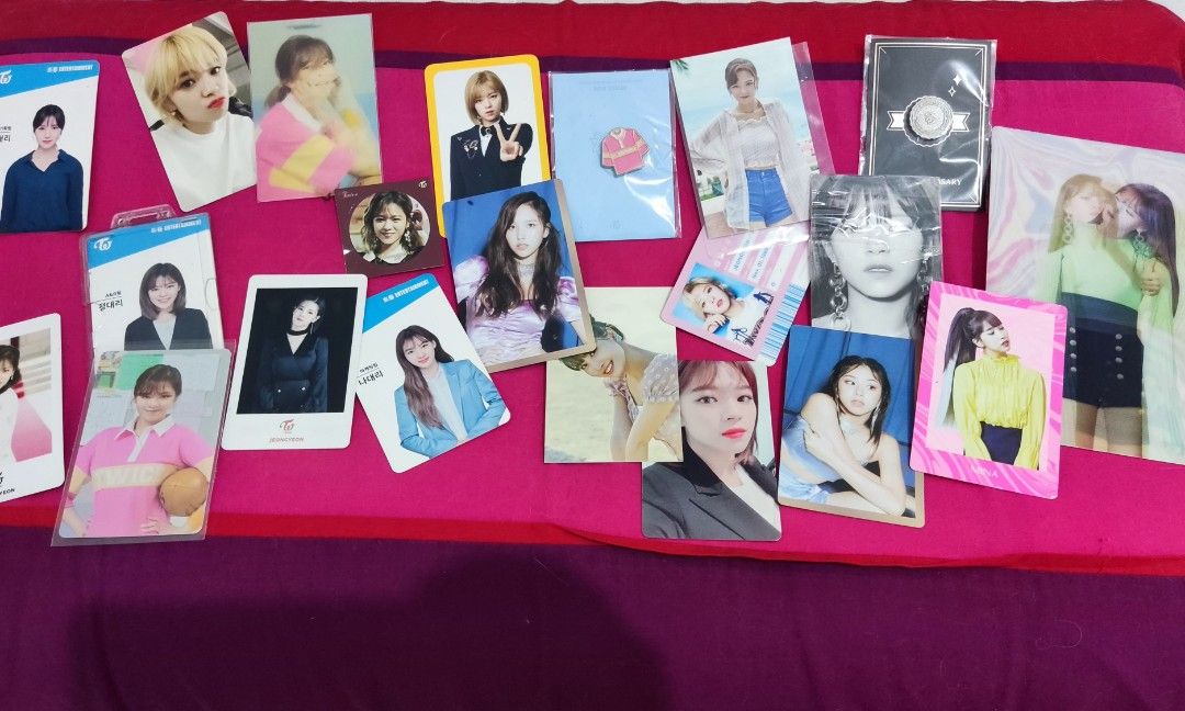 Twice Official Merchandise, K-Wave di Carousell