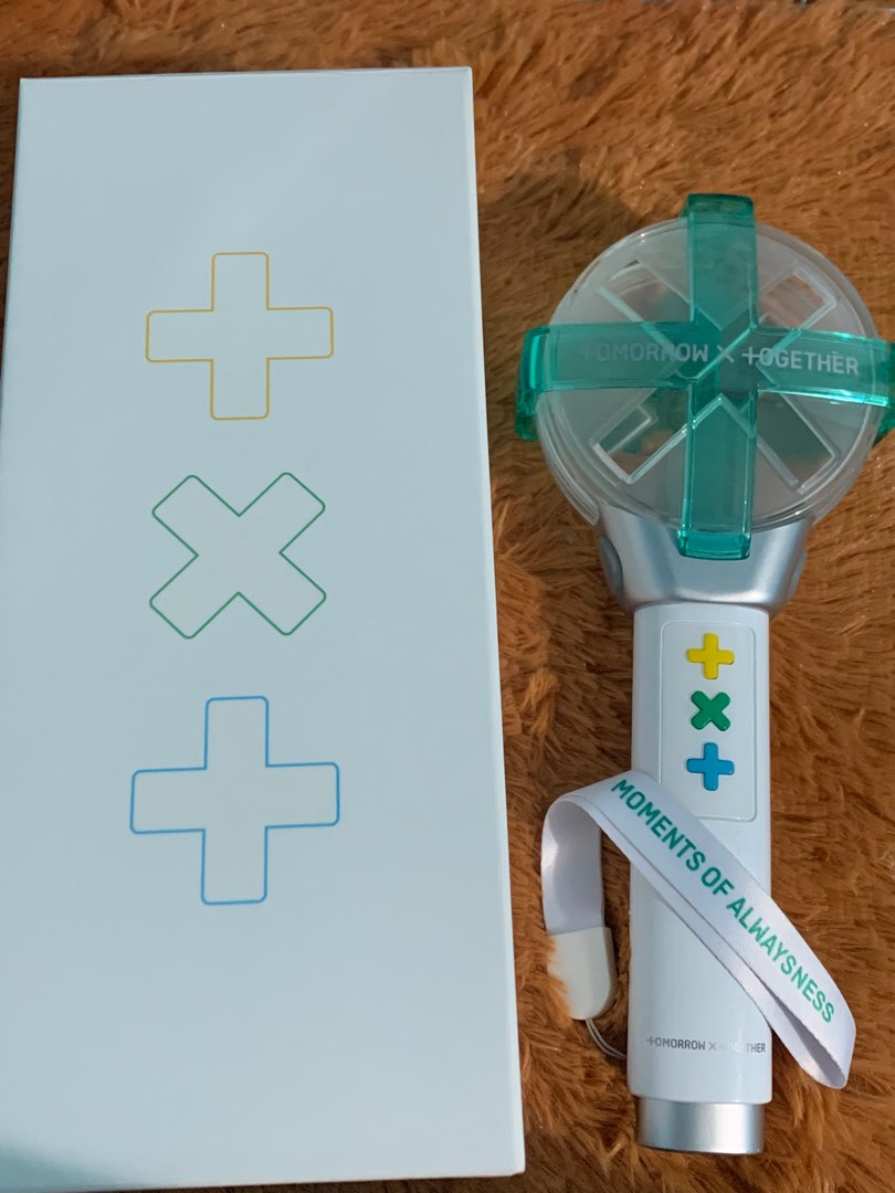 TXT OFFICIAL LIGHTSTICK, Hobbies & Toys, Memorabilia & Collectibles, K ...