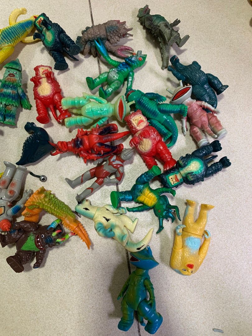 UMS Garamon Kanegon Kaiju ultraman, Hobbies & Toys, Toys & Games on ...