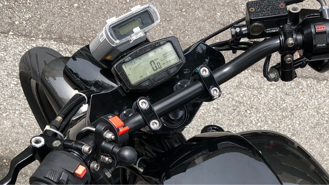 Vapor Trailtech Digital Speedo, Motorcycles, Motorcycle Accessories on ...