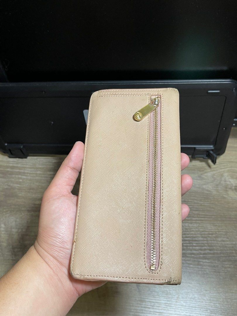 Victorias Secret Wallet, Women's Fashion, Bags & Wallets, Wallets ...