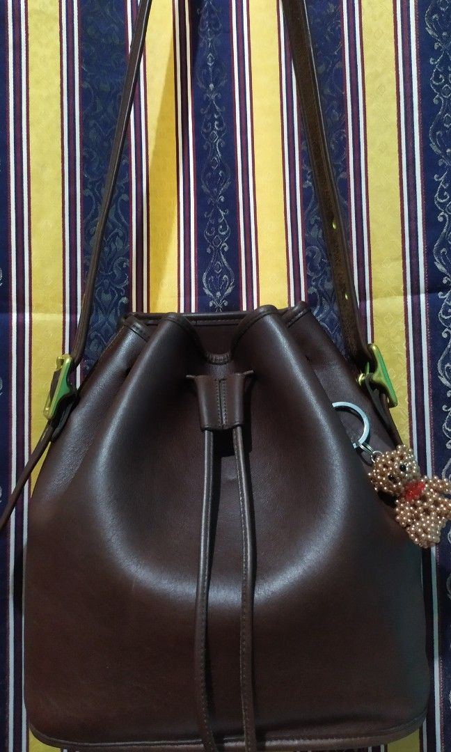 Vintage Coach Lula Legacy Bag, Luxury, Bags & Wallets on Carousell