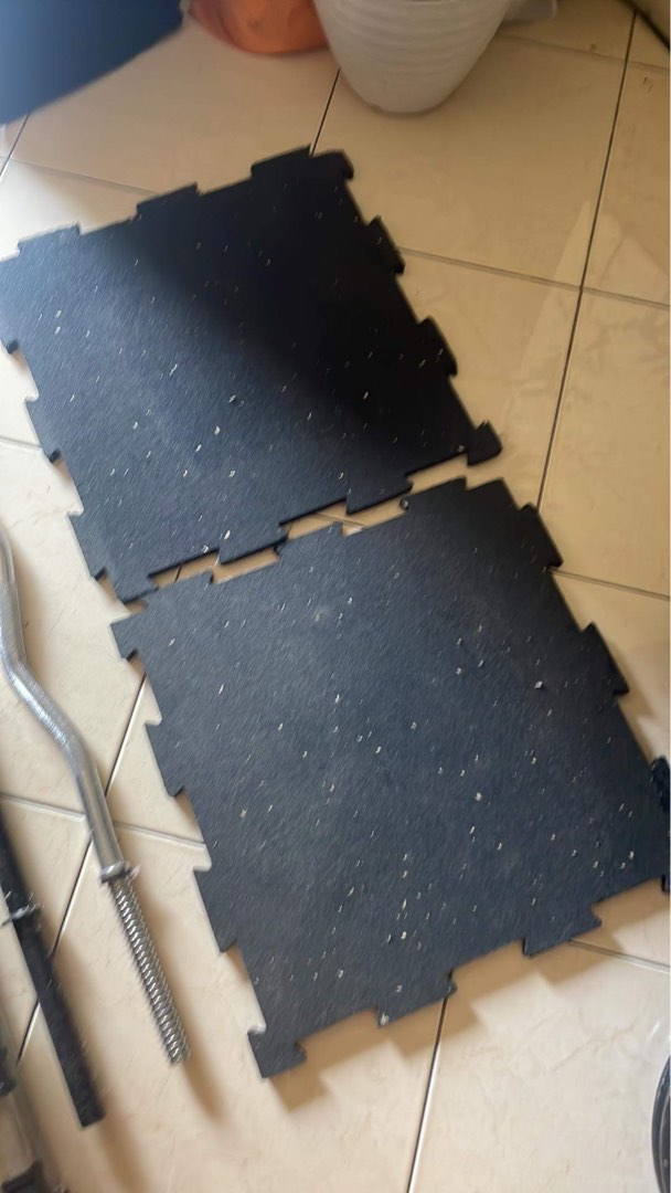 Weight lifting mat, Sports Equipment, Exercise & Fitness, Exercise Mats ...