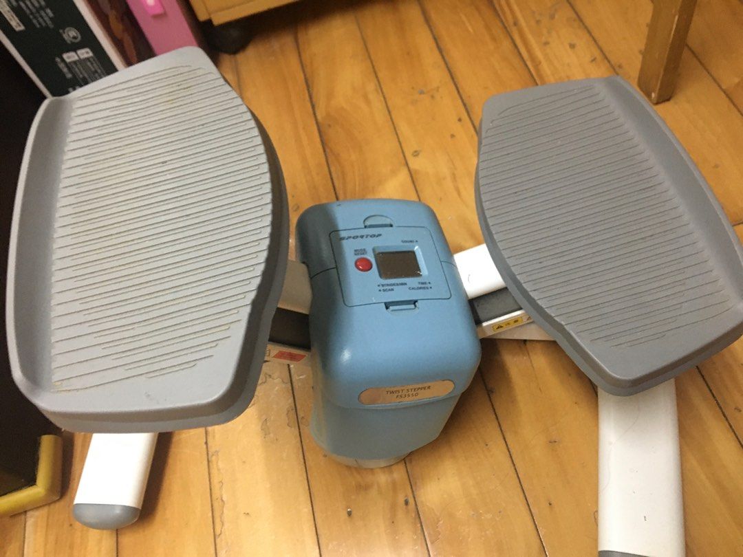 旋轉踏步機 Twister stepper SPORTOP, 運動產品, 運動與健身, 運動與健身 - 有氧健身器材 - Carousell