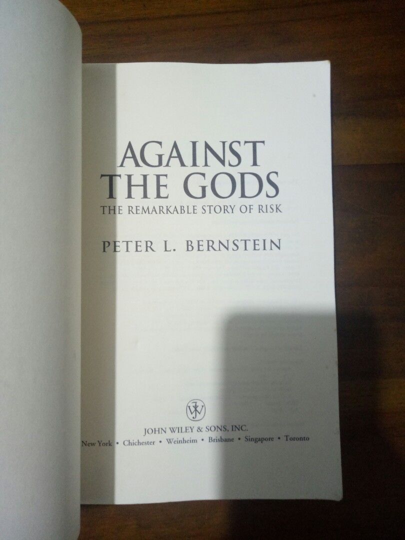 against the gods Peter bernstein 9780471295631, Hobbies & Toys, Books ...