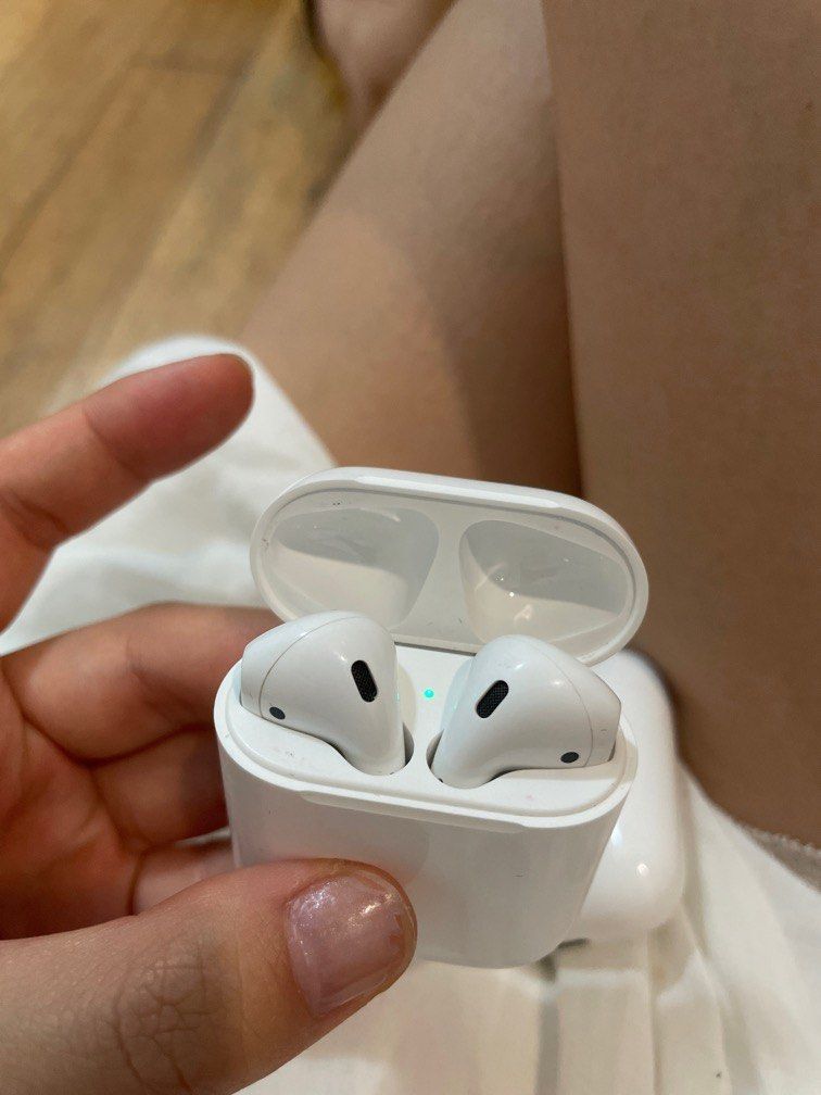 Airpods Gen 1 Apple, Audio, Earphones on Carousell