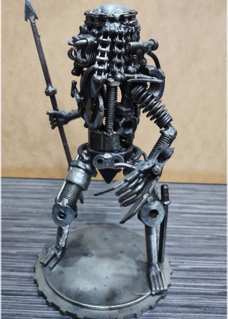 Arca Besi / Vintage Predator Figure Steel, Hobbies & Toys, Toys & Games ...