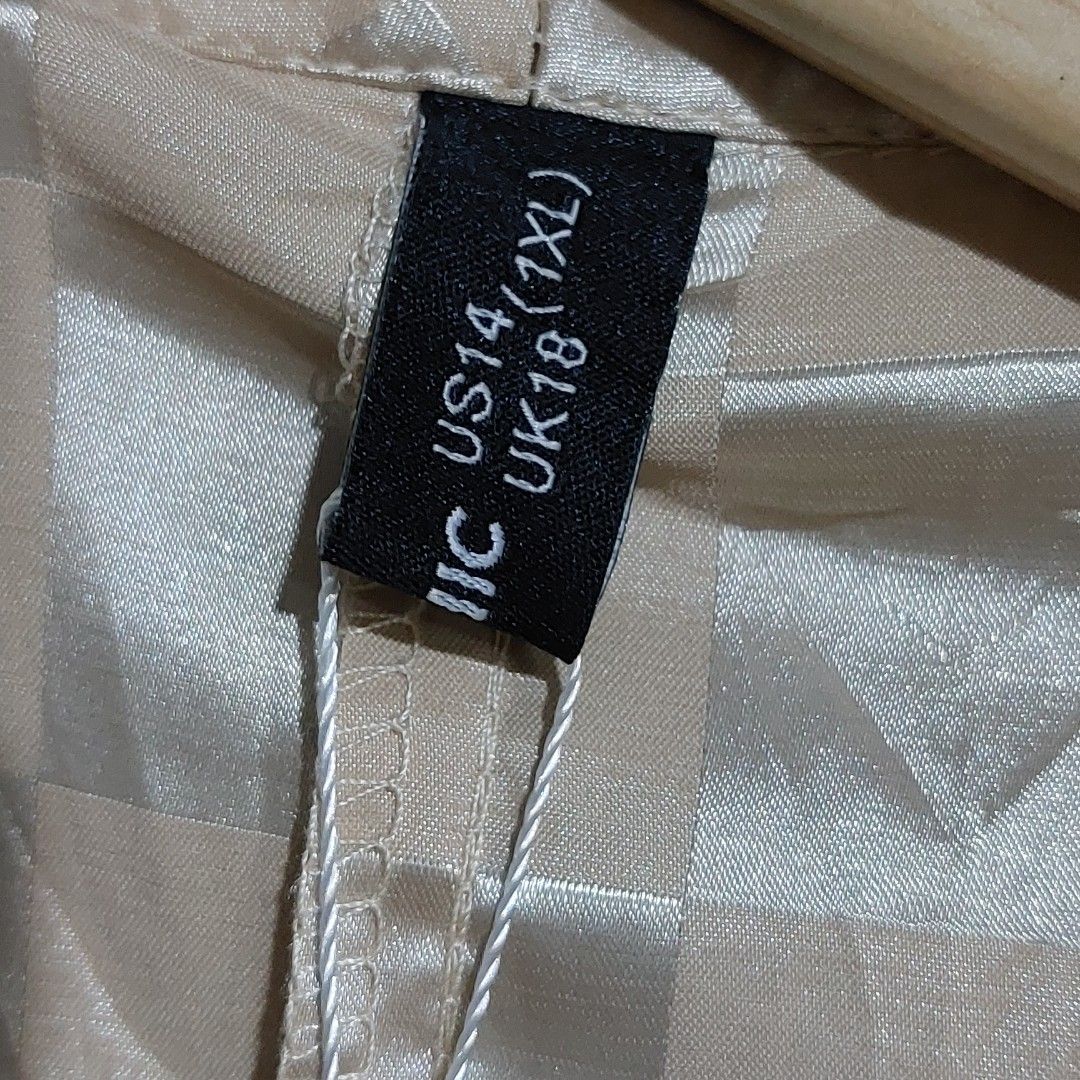 Bloom Chic Plus Size Champagne Checkered Wrap Around Longsleeves, Women ...