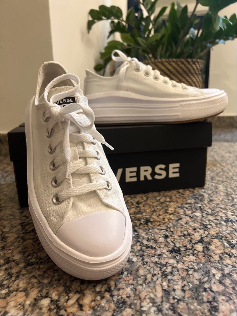 25% off Converse Light weight Chuck Taylor All Star Move Ox Platform ...