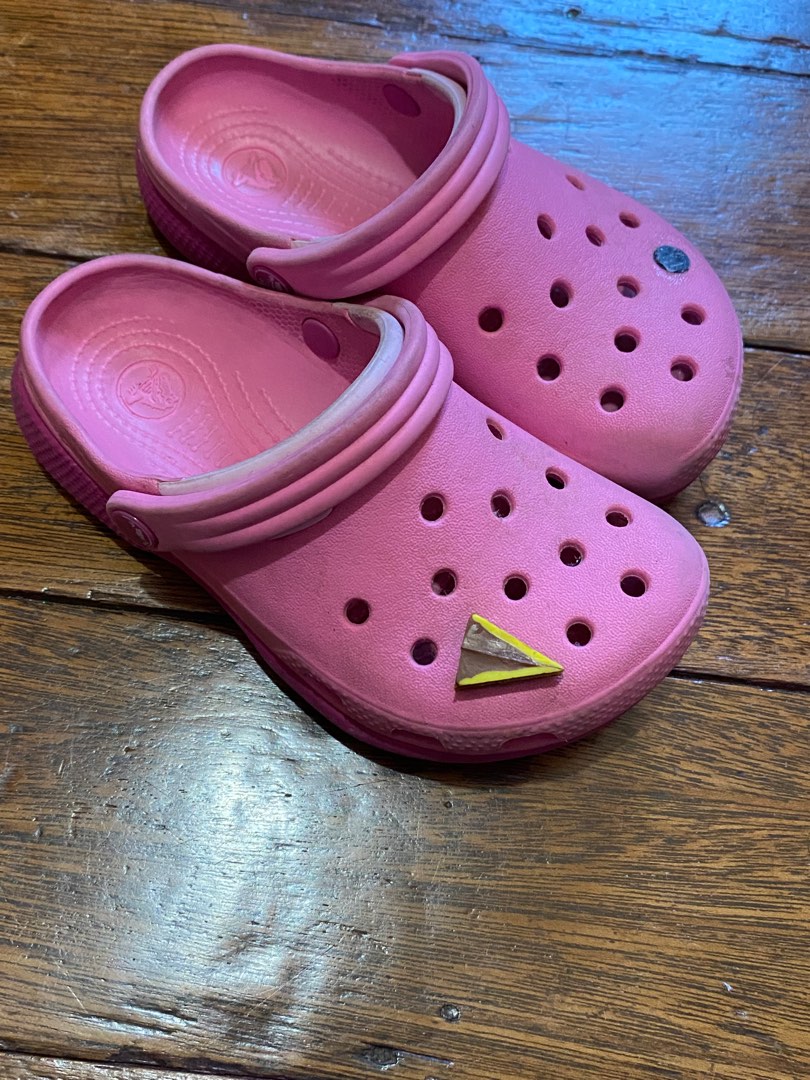 Crocs Pink c10-11, Babies & Kids, Babies & Kids Fashion on Carousell