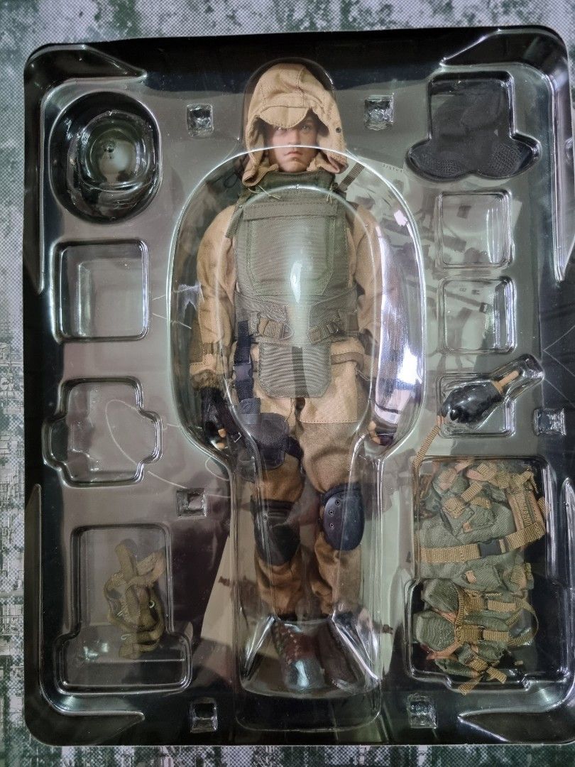 Dam Toys Spade J, Spetsnaz & Medicom Chun Li, Cammy (nt Hot Toys), Hobbies & Toys, Toys & Games ...