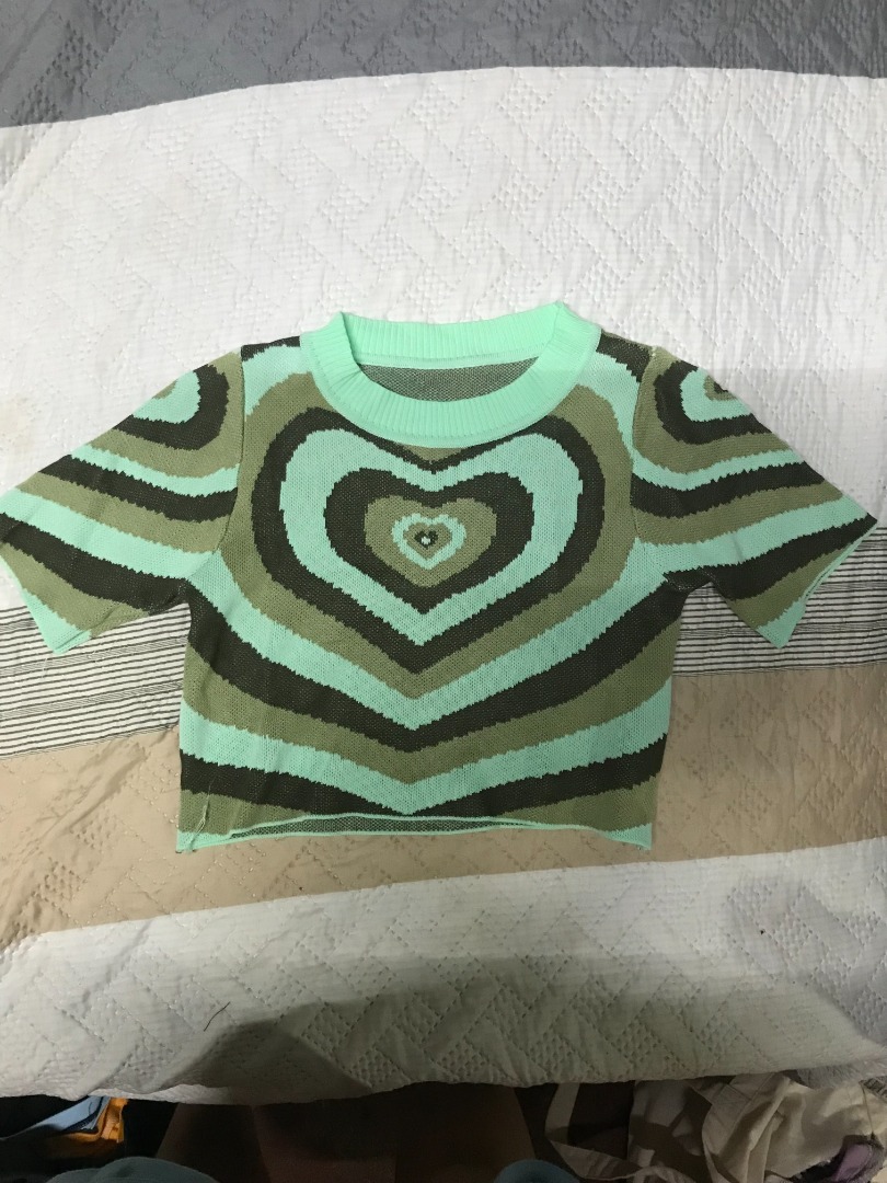 DEARVIDAL HEART TOP, Women's Fashion, Tops, Others Tops on Carousell