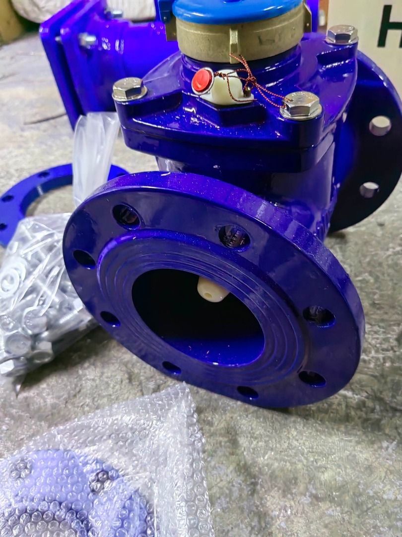 Far Flow Meter Cast Iron, Commercial & Industrial, Industrial Equipment ...