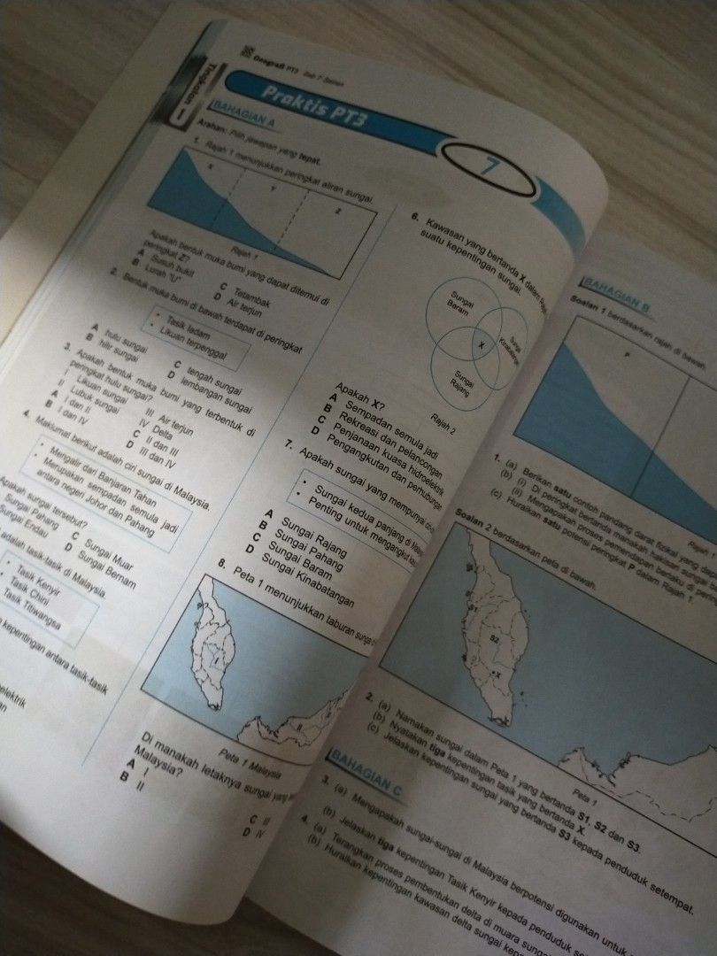 Geografi Buku rujukan Pt3 Tingkatan 1,2,3 reference book, Hobbies & Toys, Books & Magazines ...