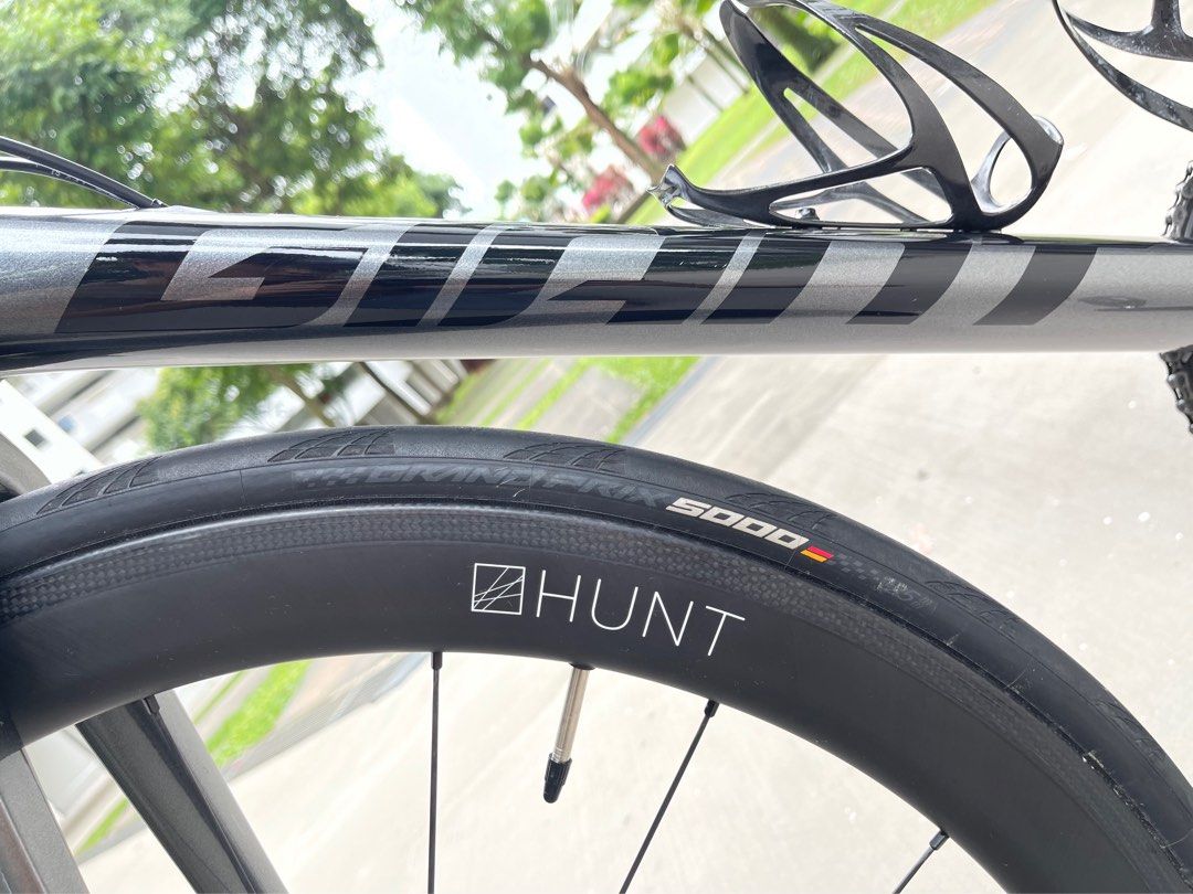 Giant 2022 TCR Advanced 1 KOM Size M (Charcoal), Sports Equipment, Bicycles & Parts, Bicycles on ...