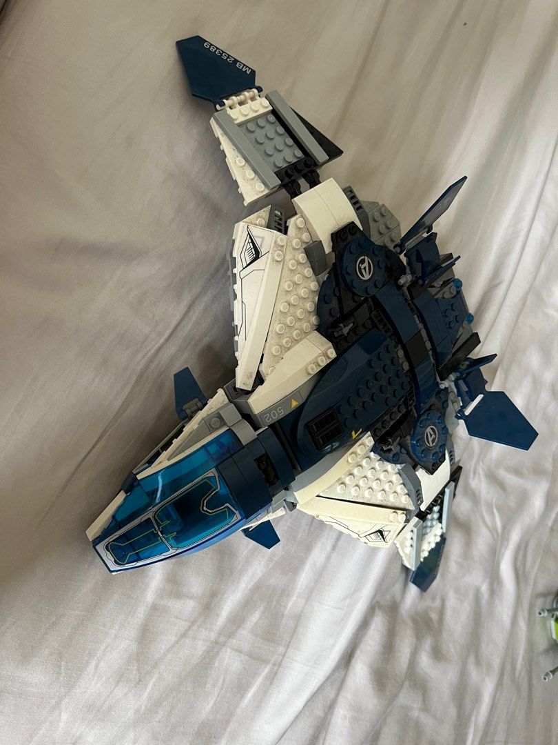 Lego Marvel 76032 Avengers Quinjet, Hobbies & Toys, Toys & Games on ...