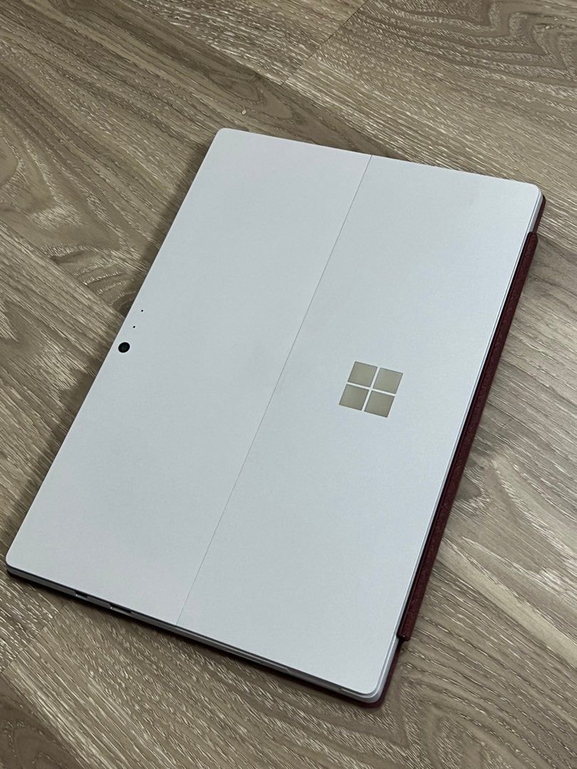 like-new Microsoft Surface Pro 2017 | i7-7660U 8GB 256GB | Microsoft ...