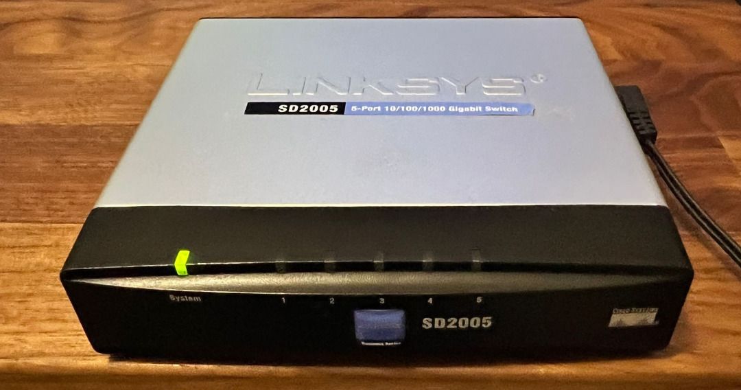 Linksys SD2005 5-Port Gigabit Ethernet Switch, Computers & Tech, Parts & Accessories, Networking ...