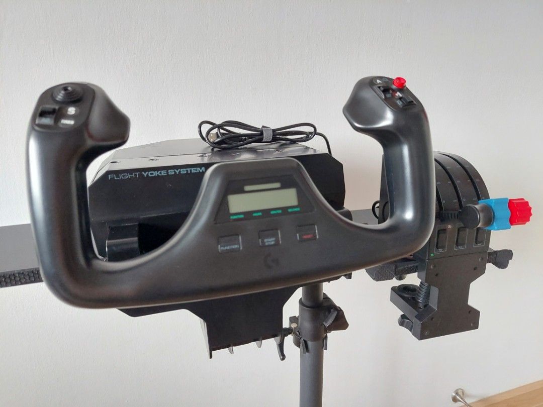 Logitech Flight Yoke System - Includes Yoke, Throttle Quadrant & Stand ...