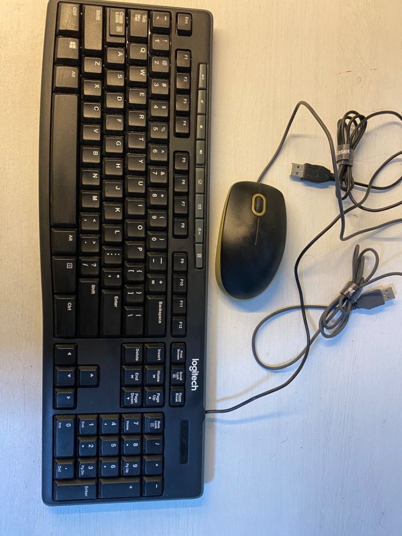 Logitech MK200 media keyboard and mouse combo, Computers & Tech, Parts ...