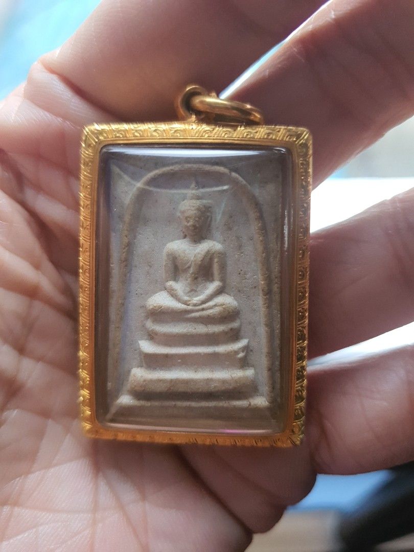 LP Mui Wat Don Rai Phra Somdej Phathan, Hobbies & Toys, Memorabilia ...