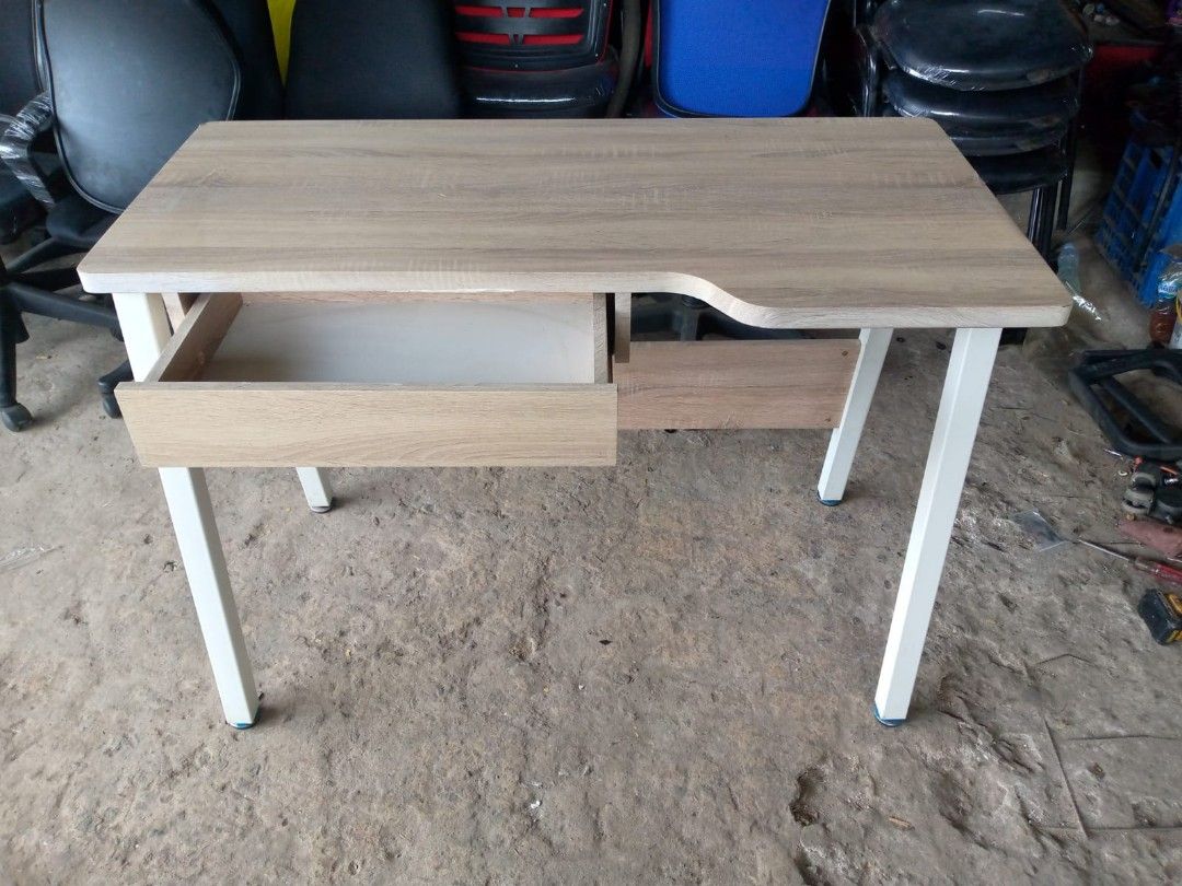 Meja kantor informa 120 x 60 x 75, Perabotan Rumah di Carousell