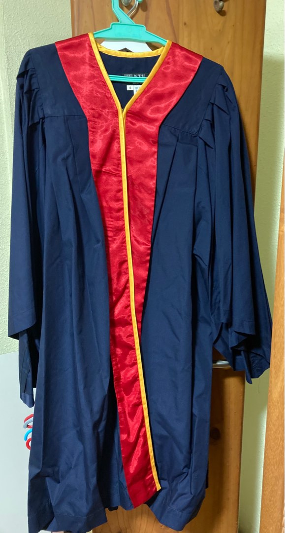 NTU PGDE graduation gown, Women's Fashion, Coats, Jackets and Outerwear ...