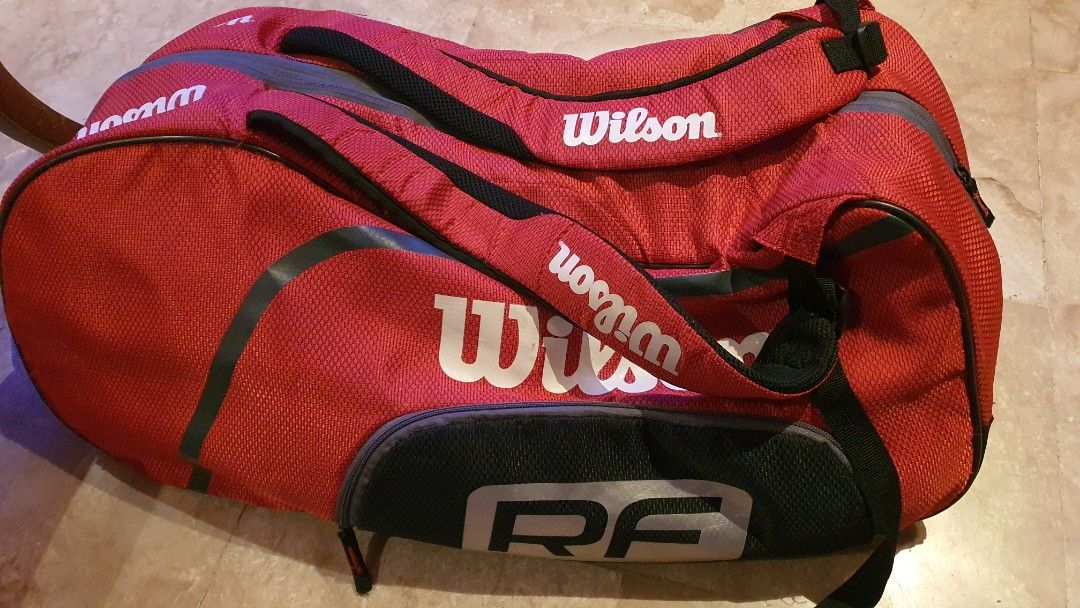 Original Wilson Tennis bag with signature of Roger Federer, Sports ...