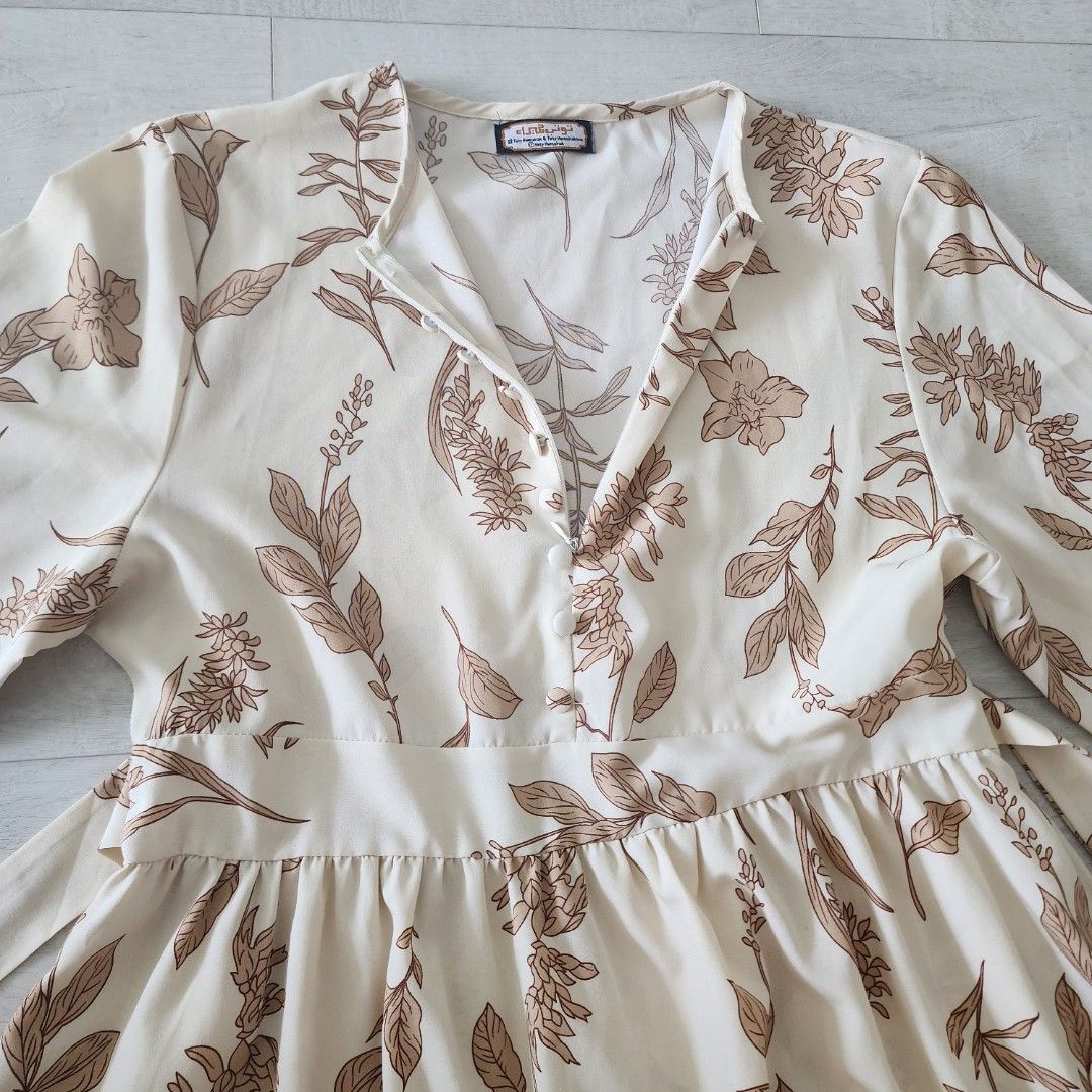 Princess cut Dress (breastfeeding friendly), Women's Fashion, Dresses ...