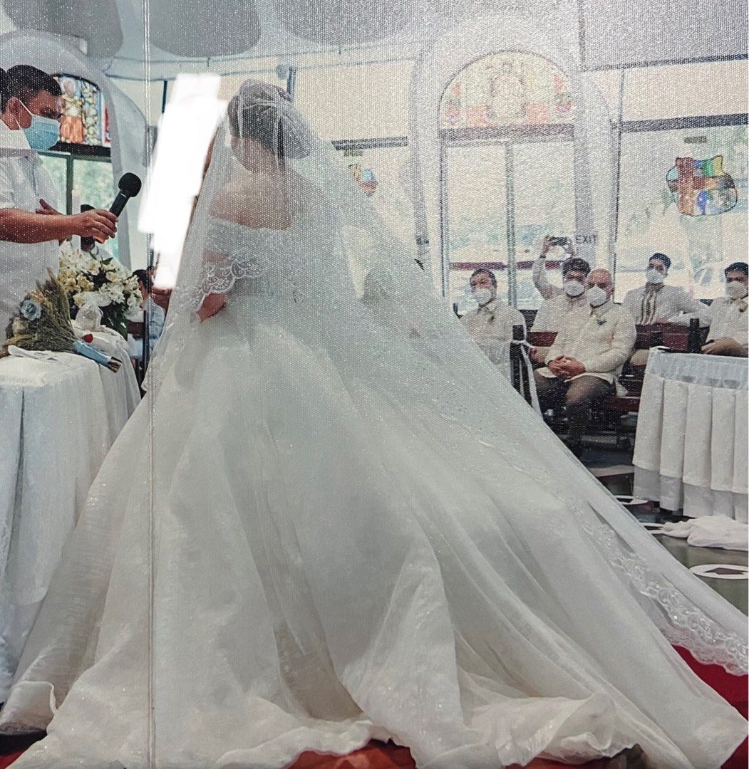 Princess like Wedding Gown (Gown Only) Petticoat not included, Women's ...
