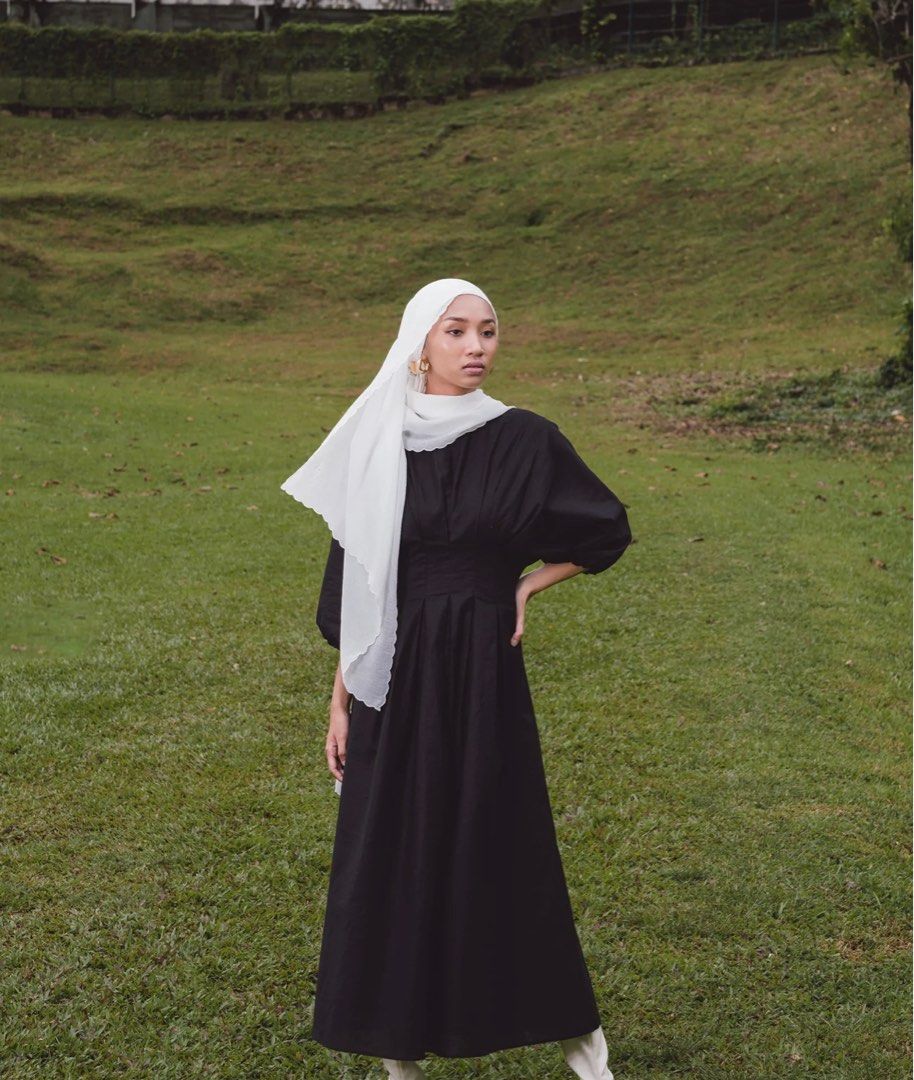 Raven Linen Maxi Dress - Raven Black, Women's Fashion, Dresses & Sets ...