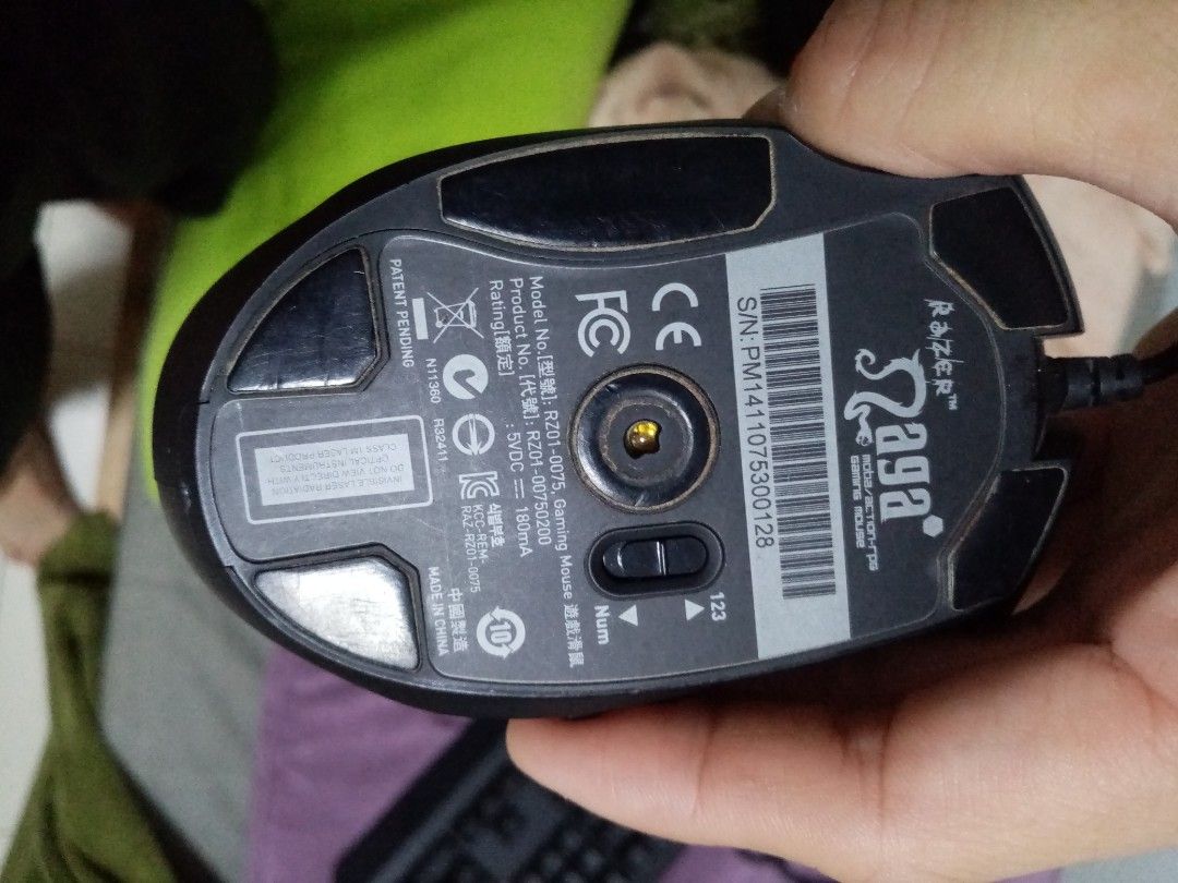 Razer blackwidow chroma v2 and mouse for sale (like new), Computers ...