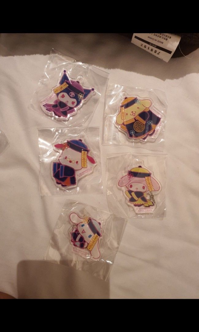 Sanrio Vampire Japan Exclusive keychains, Hobbies & Toys, Memorabilia ...
