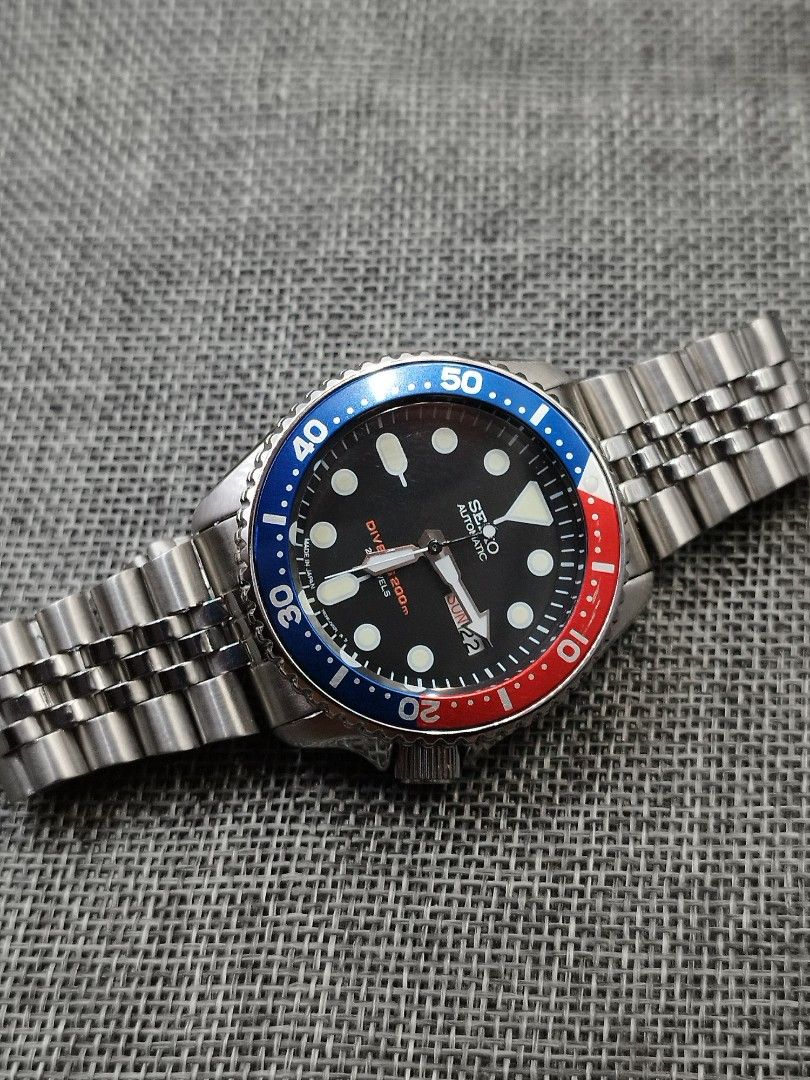 Seiko divers pepsi skx009, Men's Fashion, Watches & Accessories ...