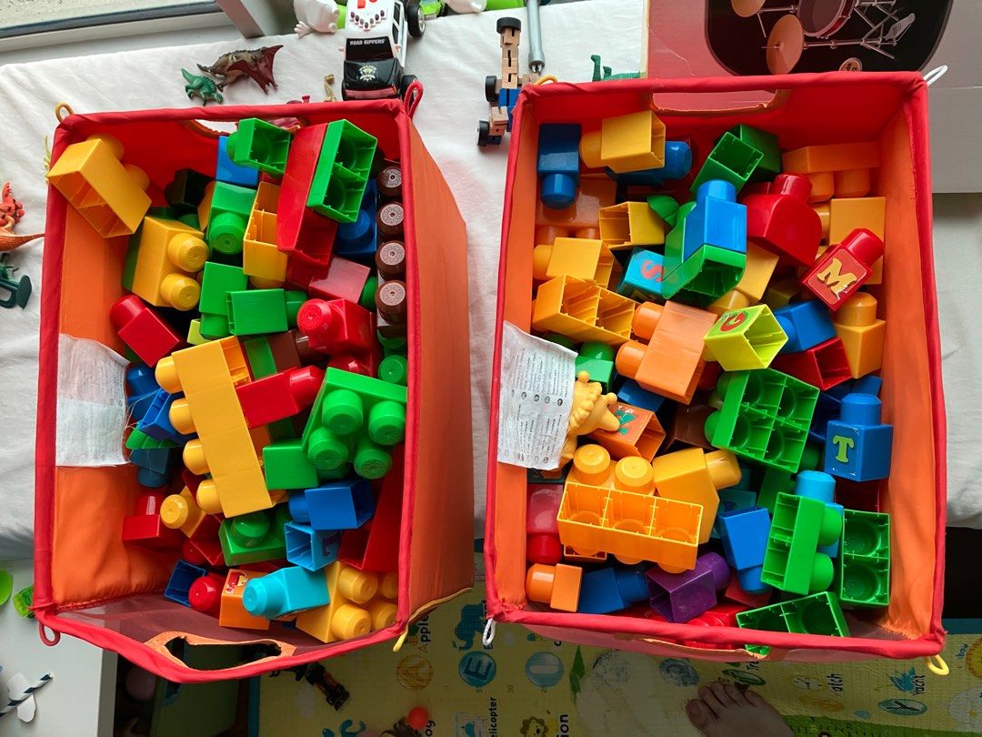 Set of mega blocks, Hobbies & Toys, Toys & Games on Carousell