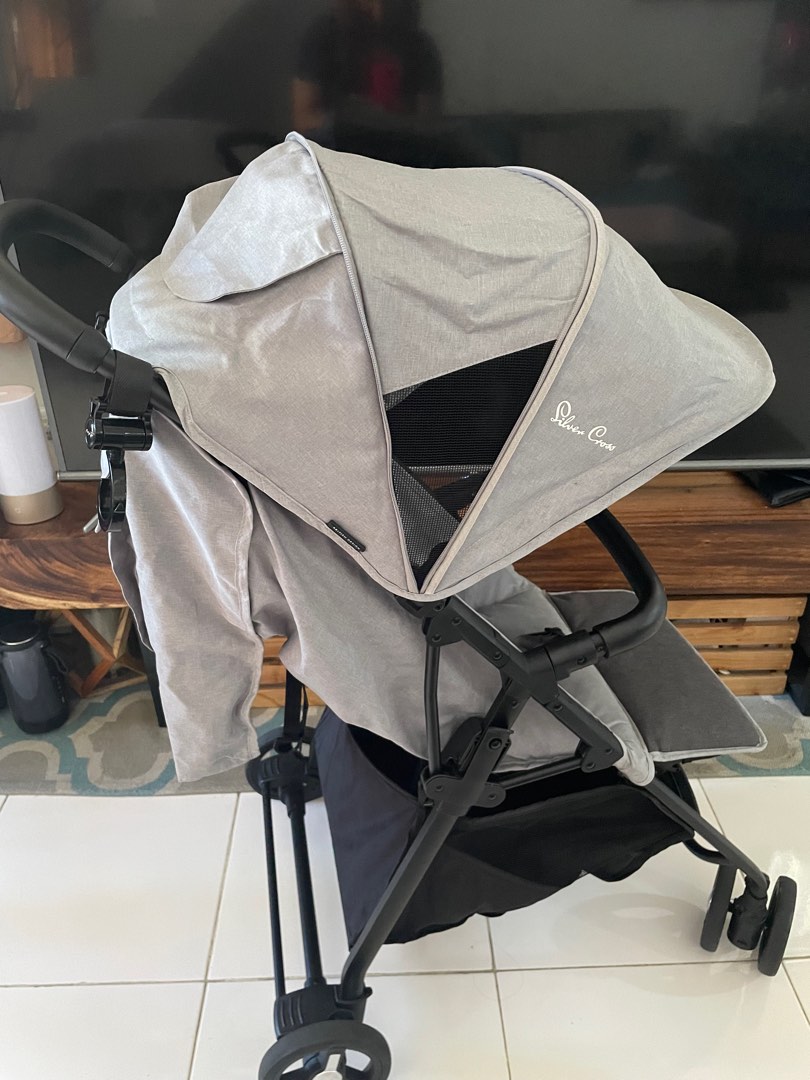 Silver Cross Avia, Babies & Kids, Going Out, Strollers on Carousell