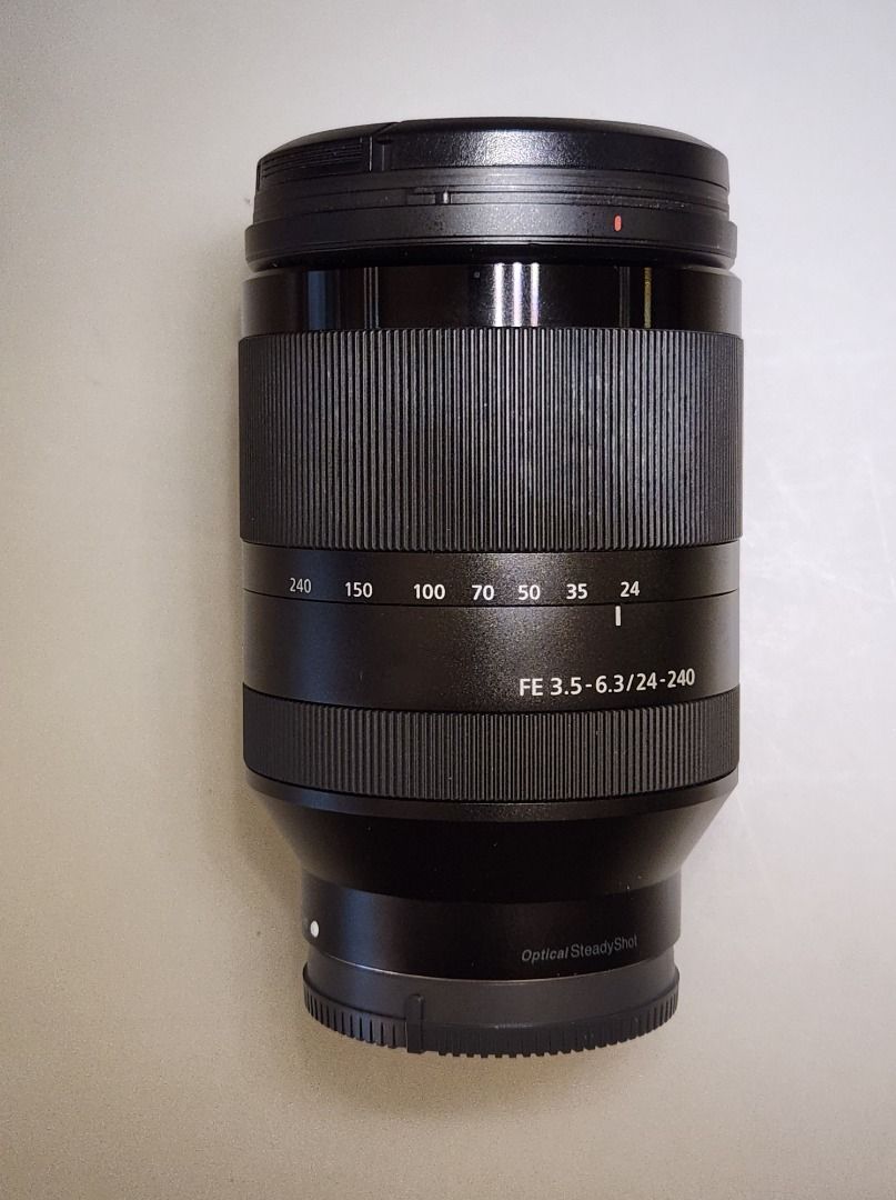 Sony SEL24240 24-240 Lens, Photography, Lens & Kits on Carousell