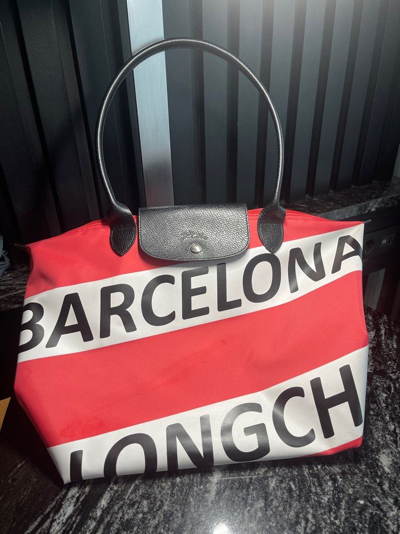 Tas Long champ, Fesyen Wanita, Tas & Dompet di Carousell