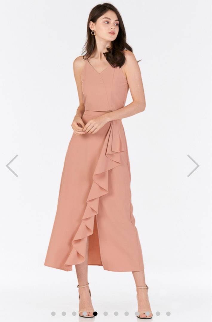 TCL Alavie Top & Dorelle Skirt, Women's Fashion, Dresses & Sets, Sets ...