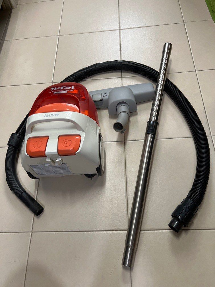 Tefal micro space cyclonic Vacuum Cleaner, TV & Home Appliances, Vacuum ...